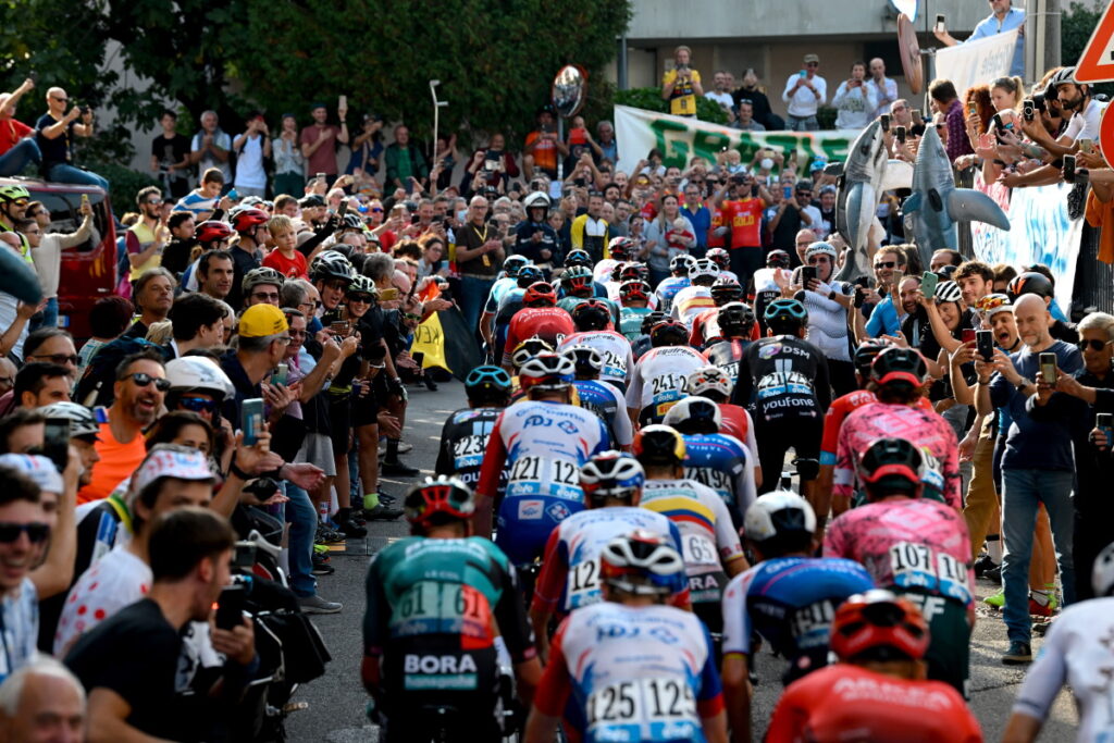 Ciclismo in TV e Streaming: gli orari della settimana (6 - 12 Ottobre ...