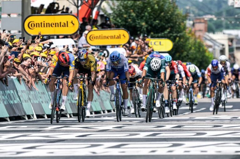 Tour de France 2024, la regola dei 3 km aumentata in sei tappe ...