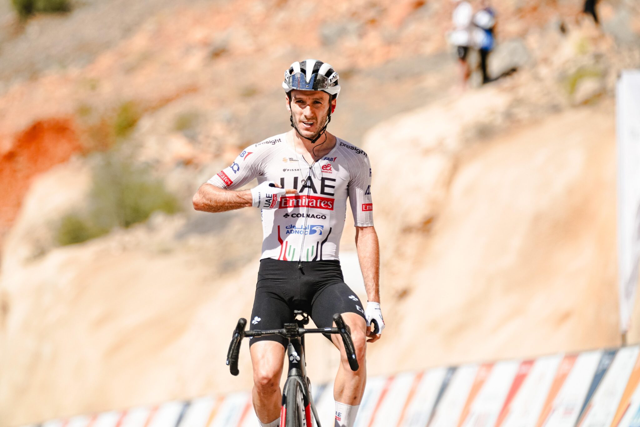 Tour of Oman 2024, Adam Yates si prende tutto sulla Green Mountain! 5 ...