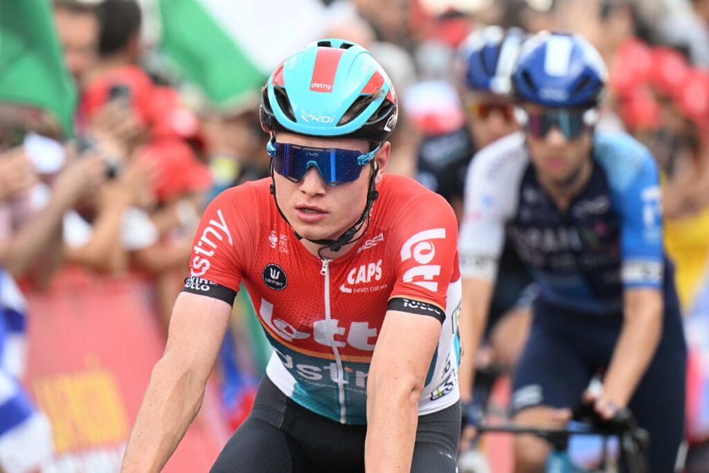 Tour de France 2025, Arnaud de Lie e Lennert van Eetvelt saranno le ...