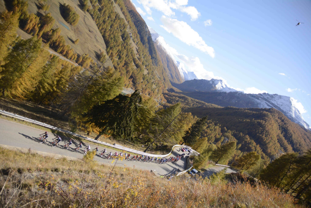 Giro d'Italia 2025, il percorso prende forma: Grande Partenza in Albania, tappe a Gubbio ...