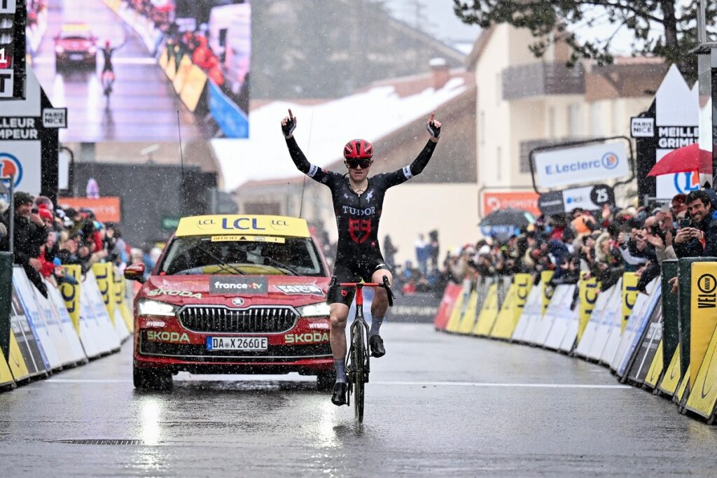 Parigi-Nizza 2025, successo del fuggitivo Michael Storer! Big quasi ...