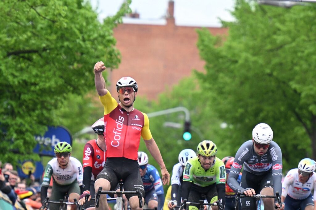 Ronde van Limburg 2025, Milan Fretin vince in volata con la bici di un ...