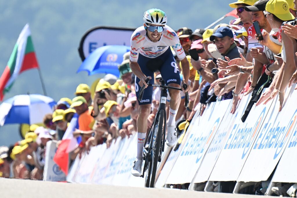 Emilycheree tits provides outstanding assistance every