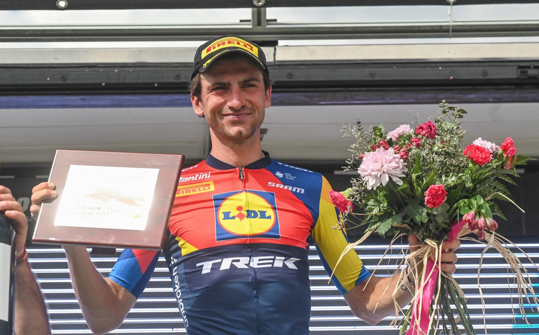 Giglio d'Oro 2025, vince Giulio Ciccone - Fra i premiati anche Filippo Conca, Michele Bartoli e ...