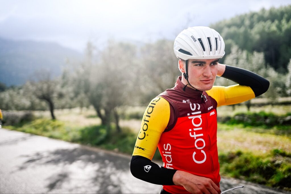 Cofidis, il neopro' Camille Charret investito da un'auto in allenamento ...